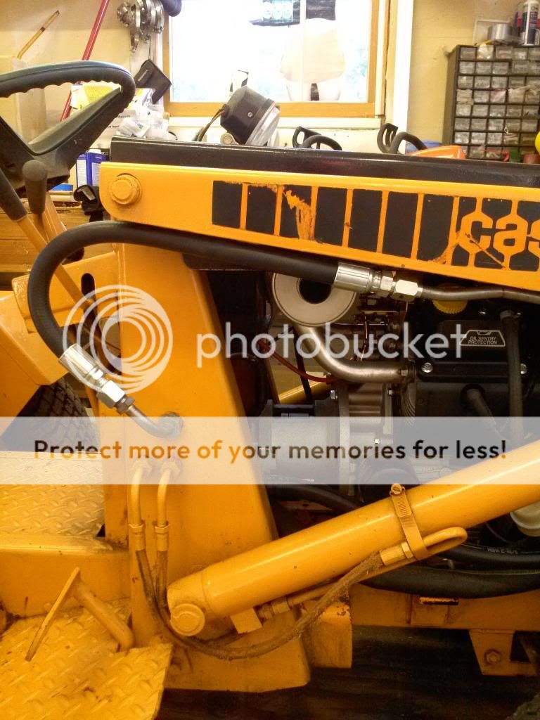 Replacement of Case 646 Bucket Cylinder Hydraulic Line | Case Colt ...